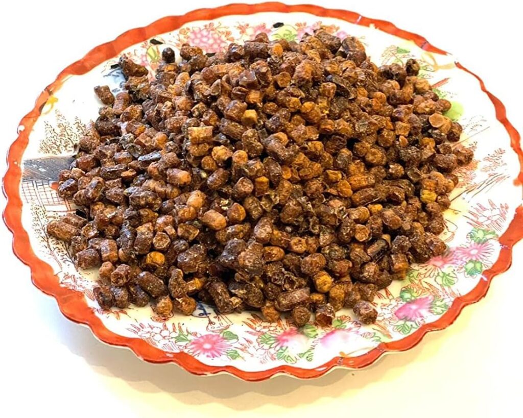 What is bee bread composition? What is it made of?